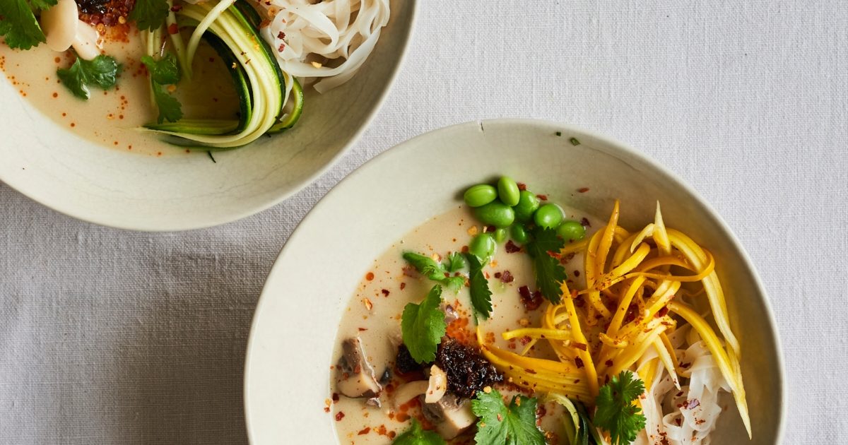 Creamy Shiitake & Miso Laksa | Detox Kitchen